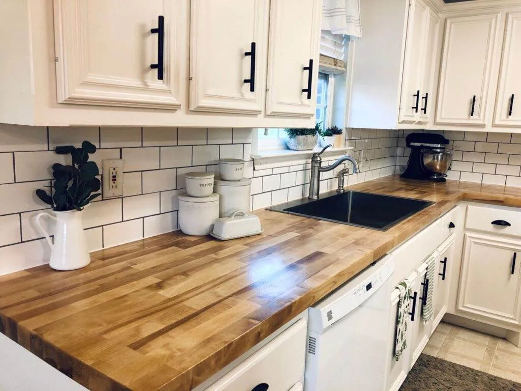 Butcher Block Tops & Backsplashes - Warm & Stylish